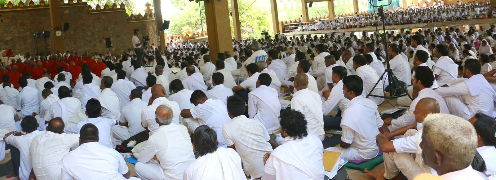 Listening Dhamma - Mahamevnawa Bhawana Asapuwa